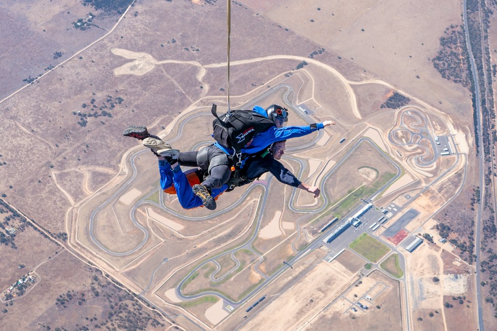 Skydive The Bend | SA Skydiving | Tailem Bend